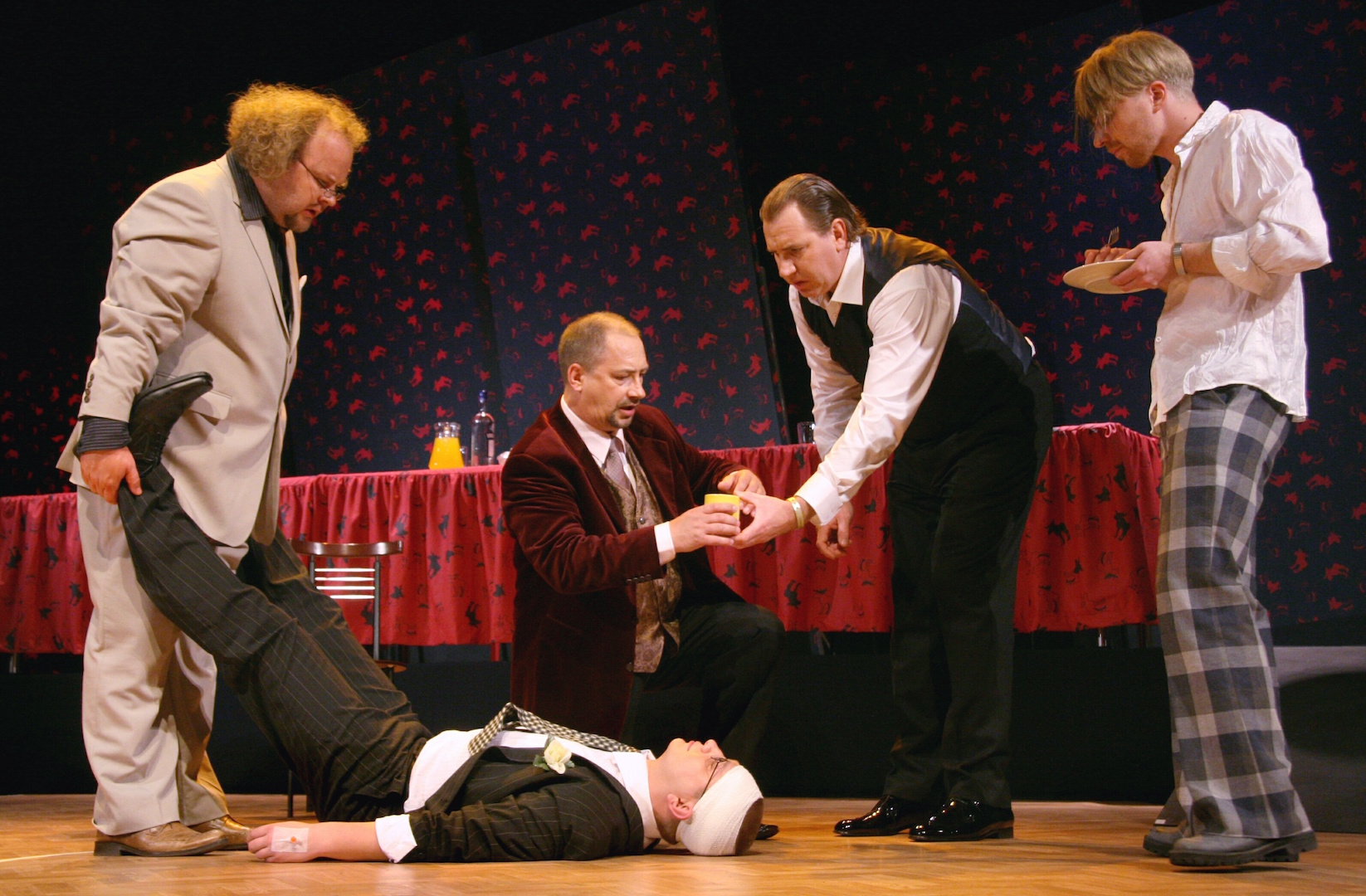 Endla Teater. TESTOSTEROON - Põlva Kultuurikeskus