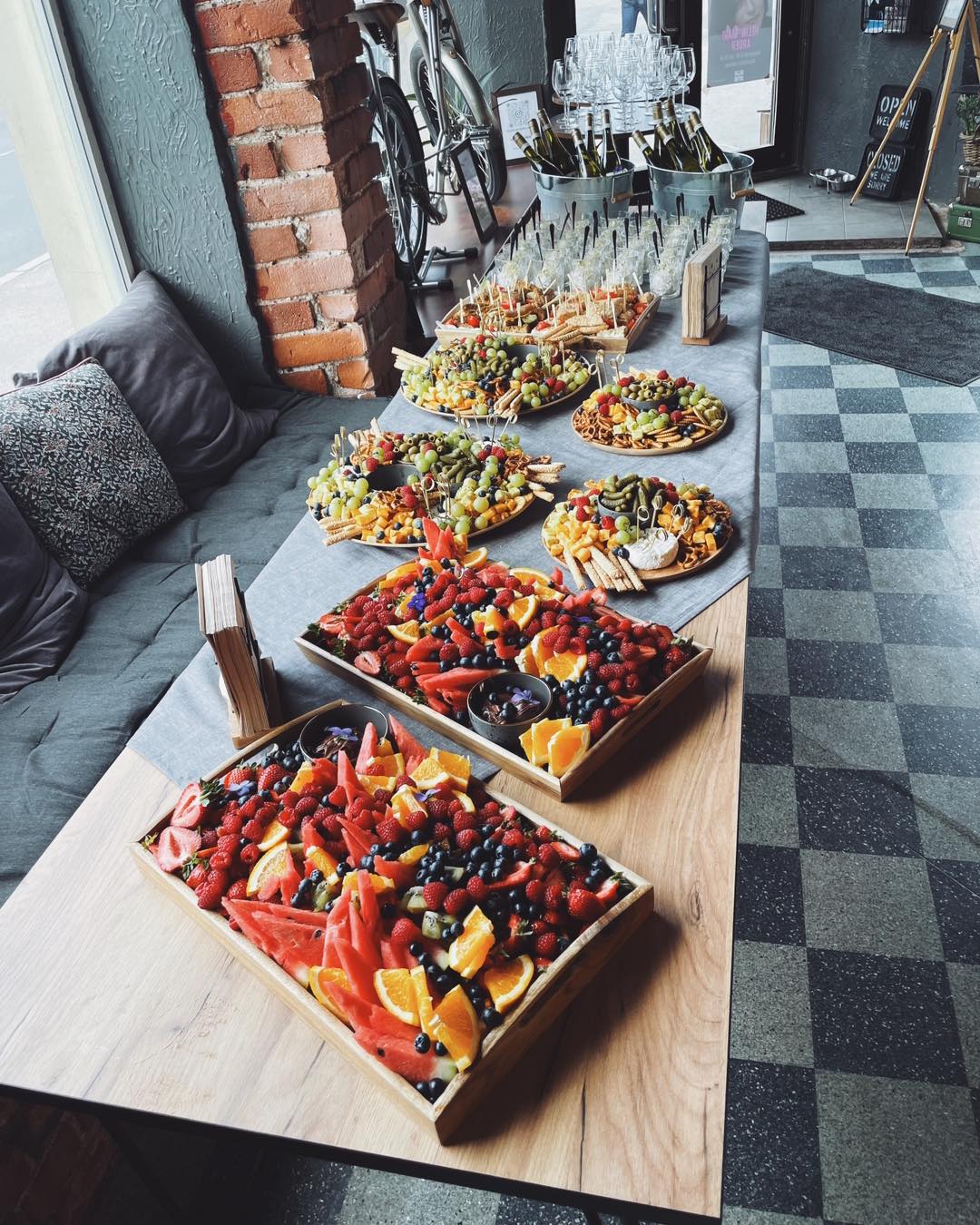 Ratas & Kohv - s.o. jalgratta pood, töökoda ja kohvik kõik ühes kohas!