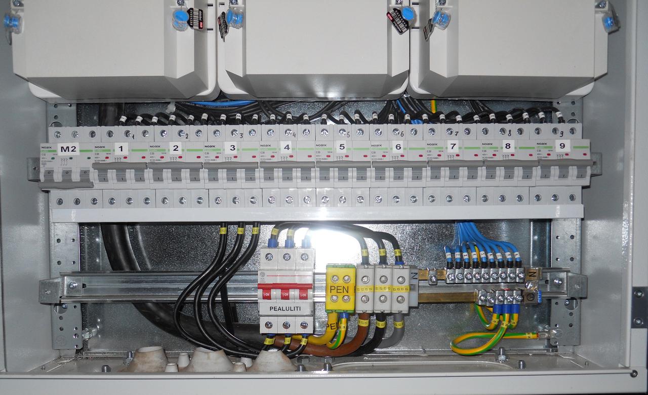 Esileht – Elekter Eurona