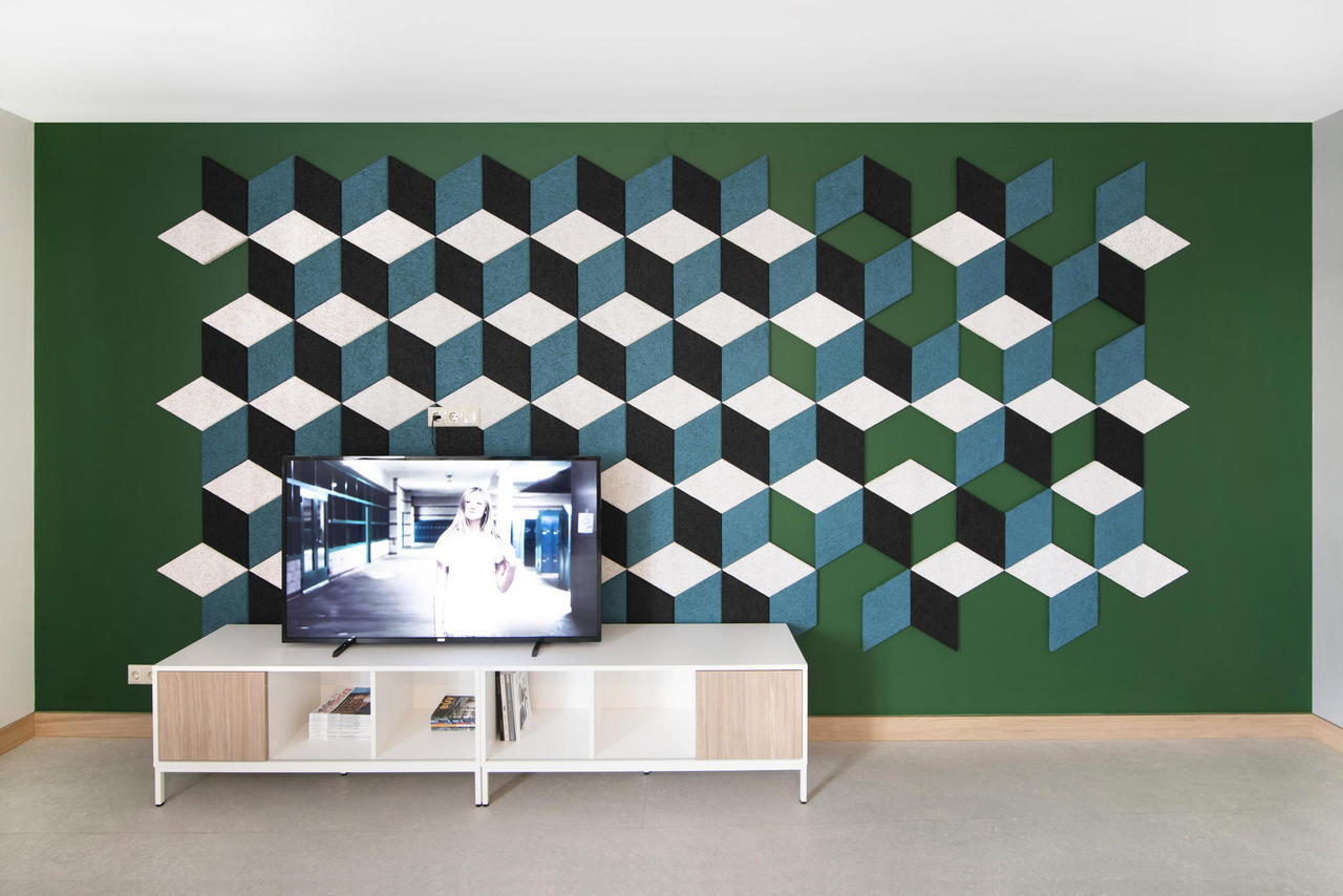 CEWOOD PODHLEDY :: ALMONTA