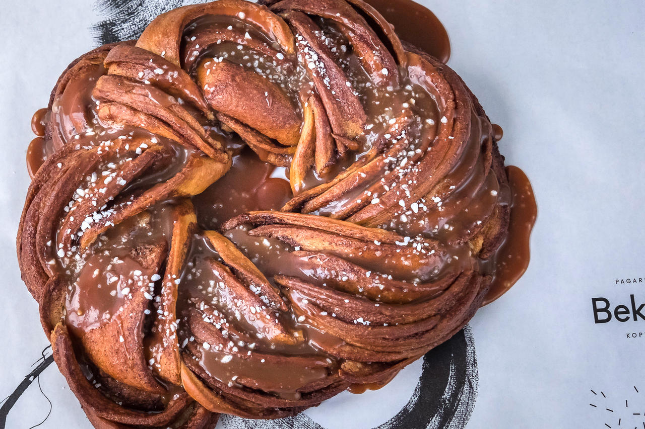 KRINGLID — Bekker Bakery