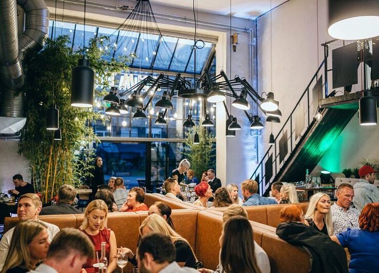 kolm tilli — Aparaaditehas