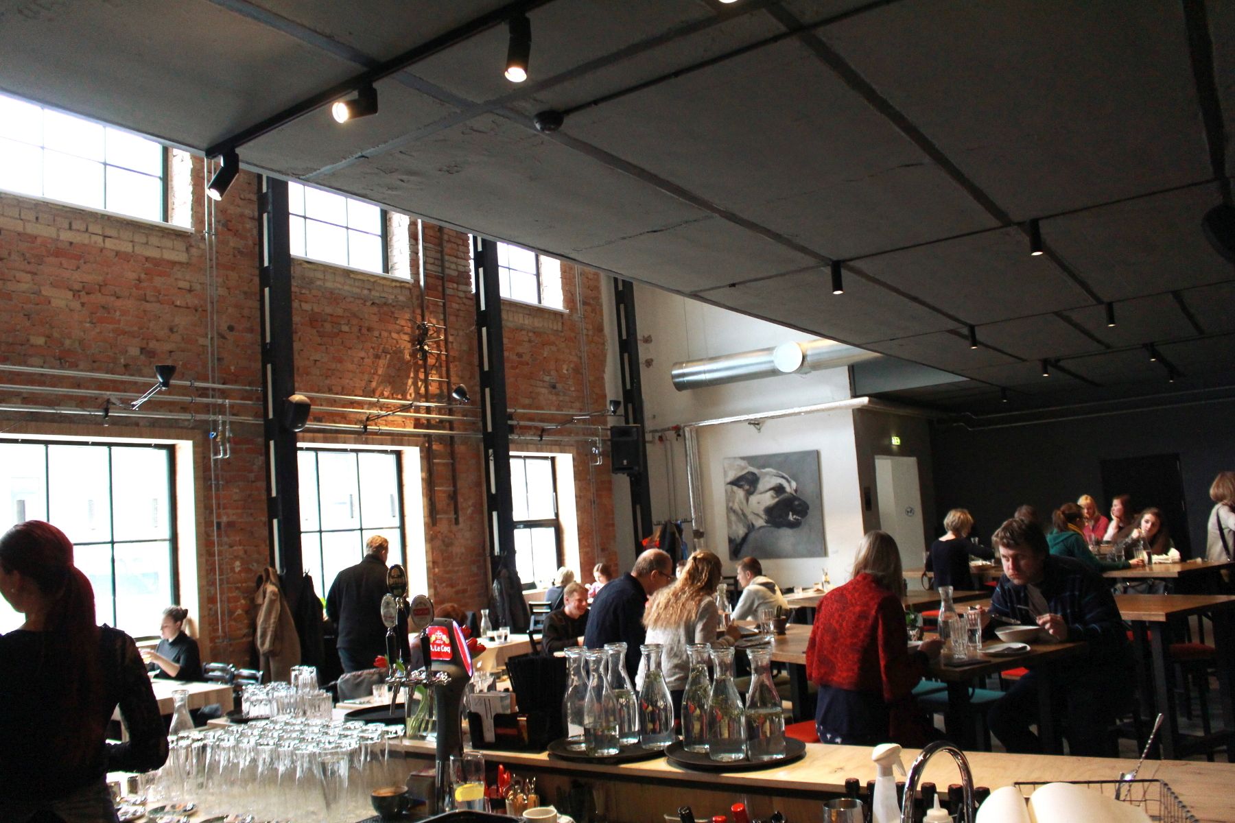 aparaat — Aparaaditehas