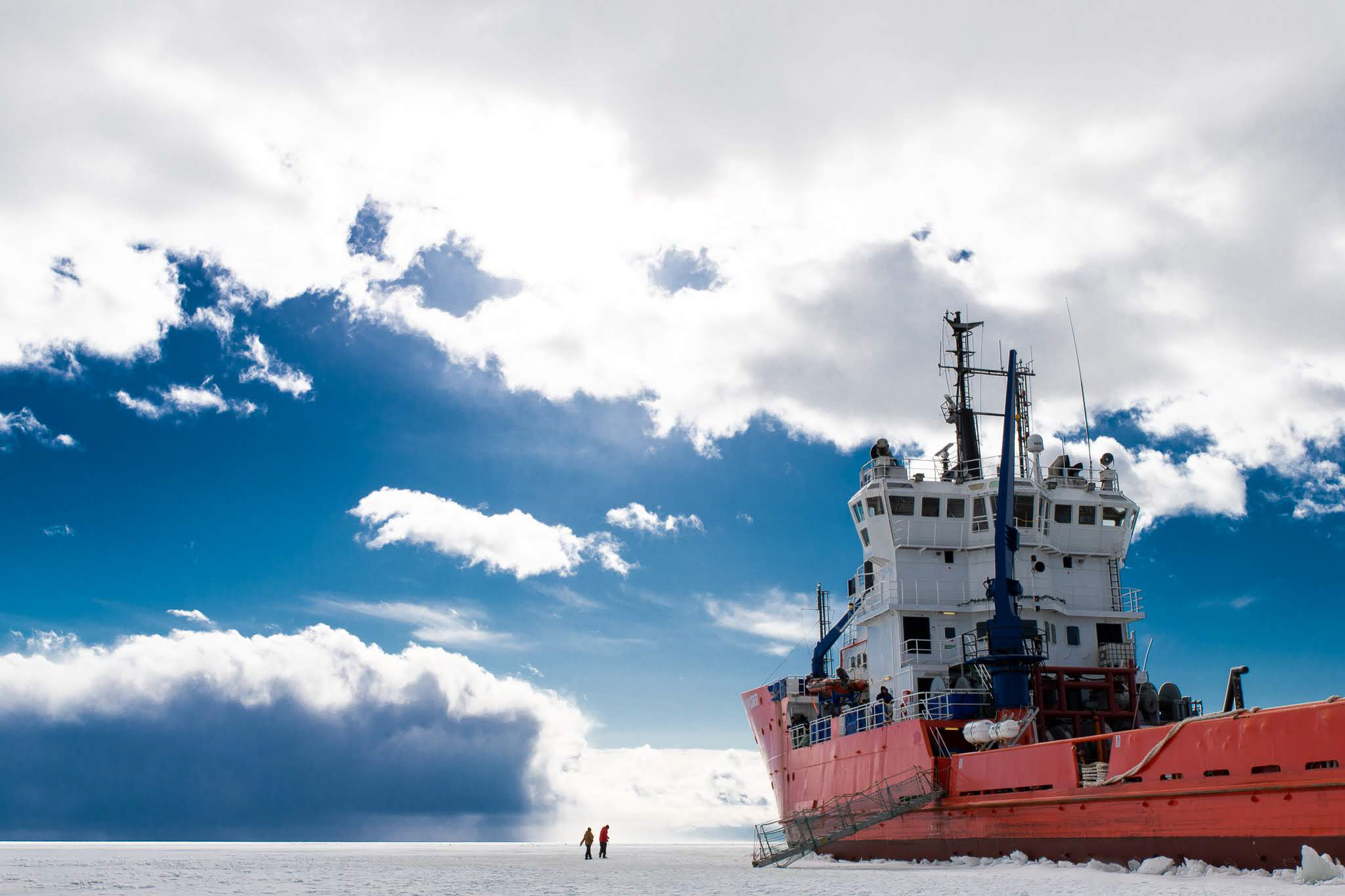 Polar Explorer Icebreaker cruise by your own car