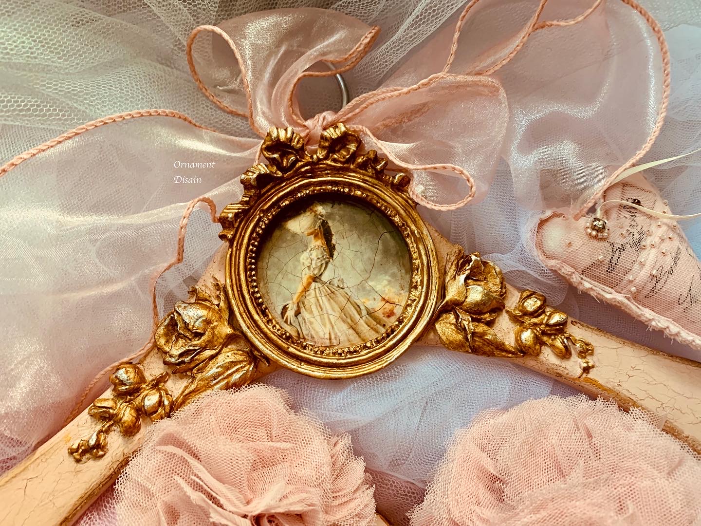 Tooted – Ornamentdisain