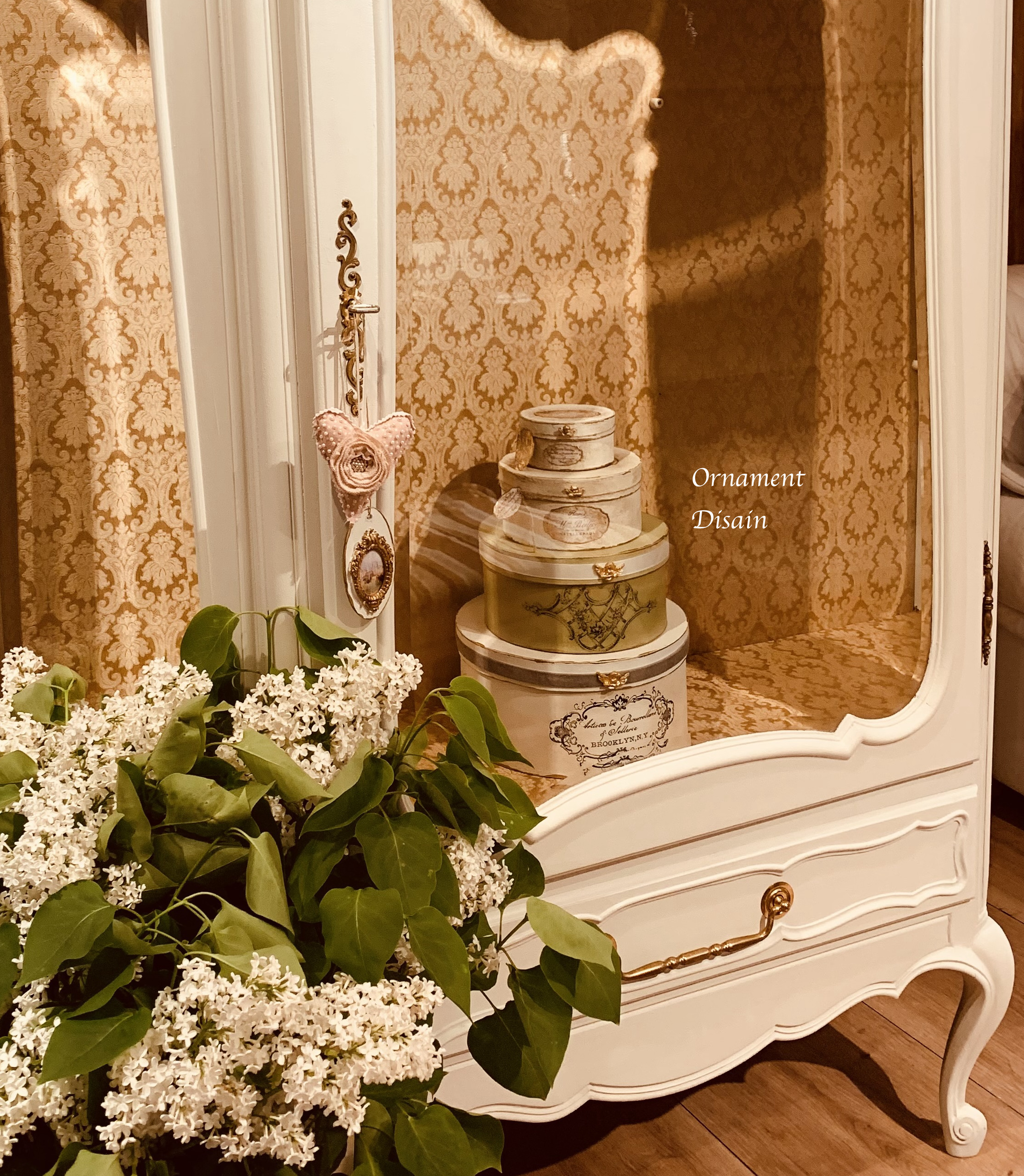 Furniture – Ornament Design