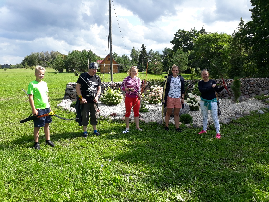 Hiieküti Mõõduvõtud – Hiievalja