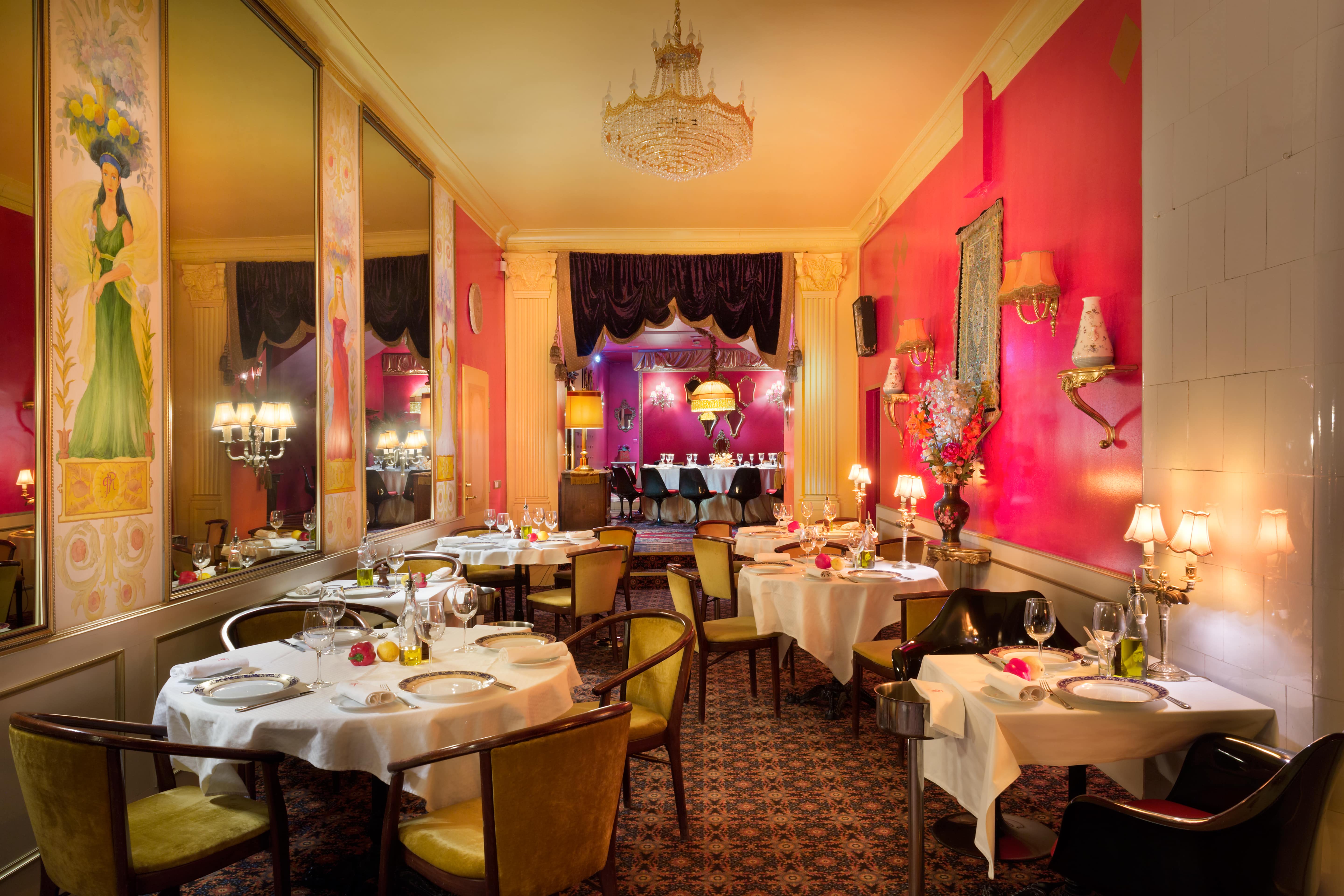 Pierre chocolaterie — Chocolaterie - kohvikud - trühvlid - Pierre