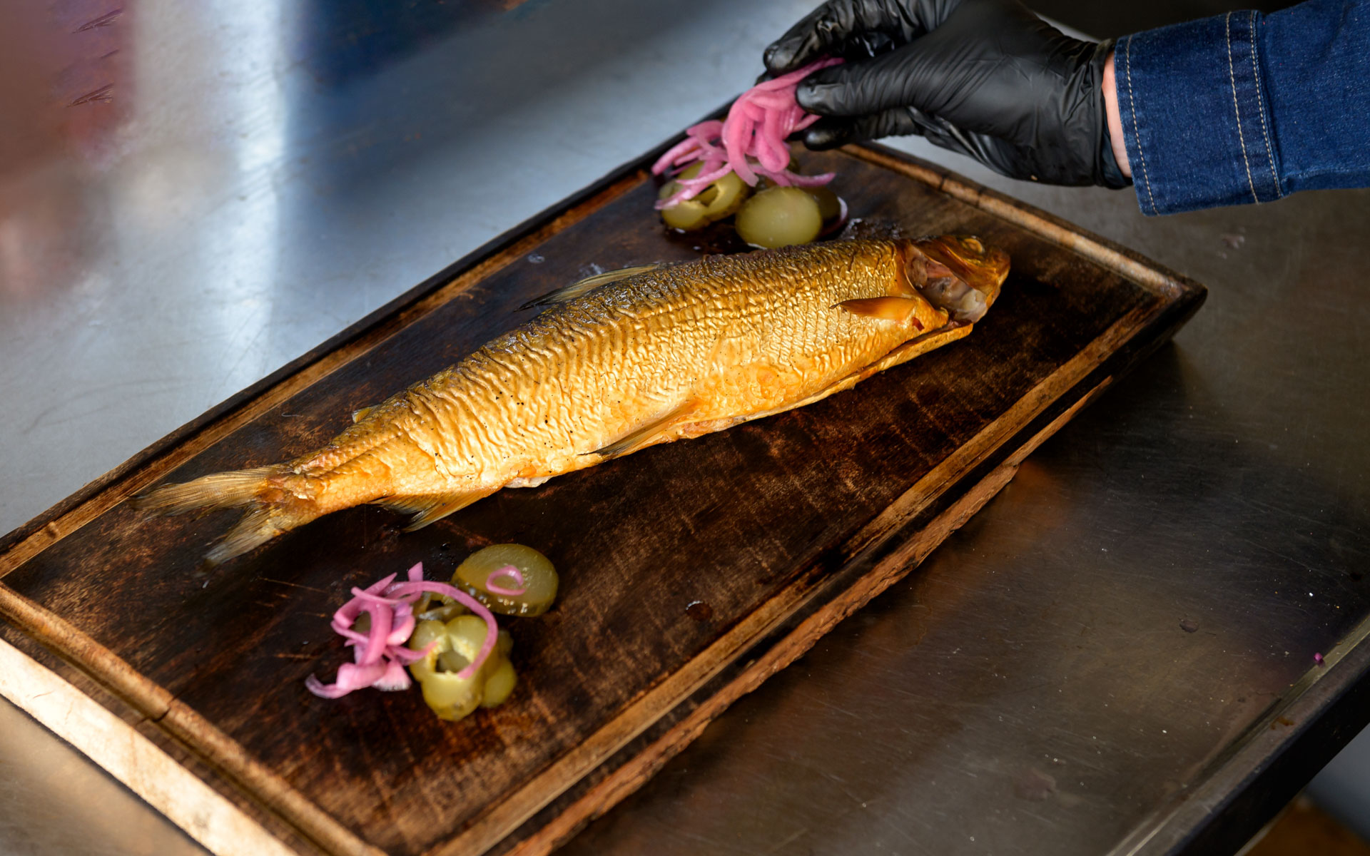 Ööbi Sauga kalurikülas nagu tõeline kapten — Sauga Kaluriküla