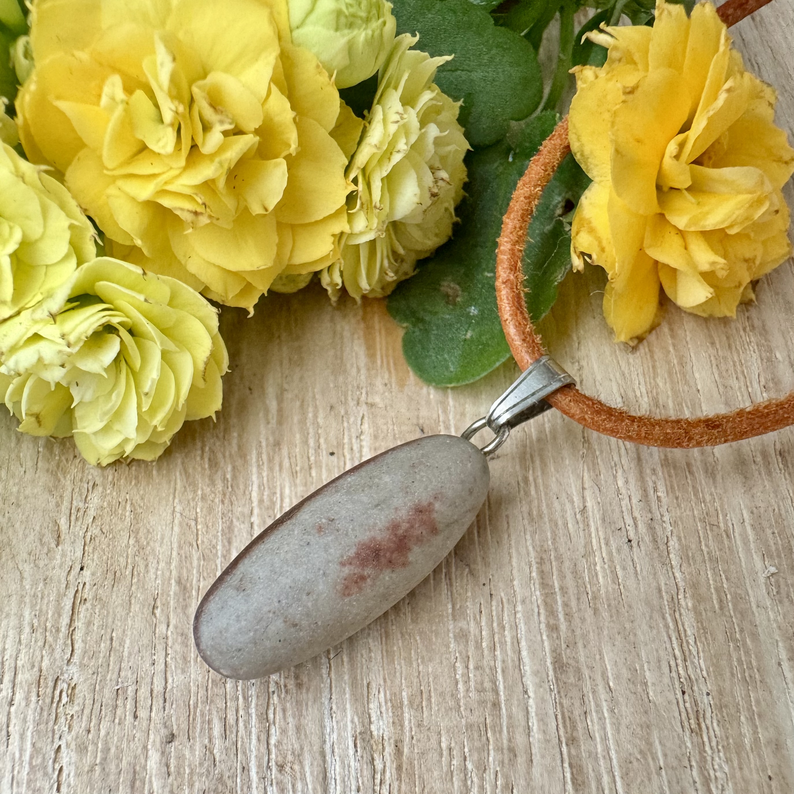 SHIVA LINGAM - ripats (22mm) – KRISTALLIMAAILM